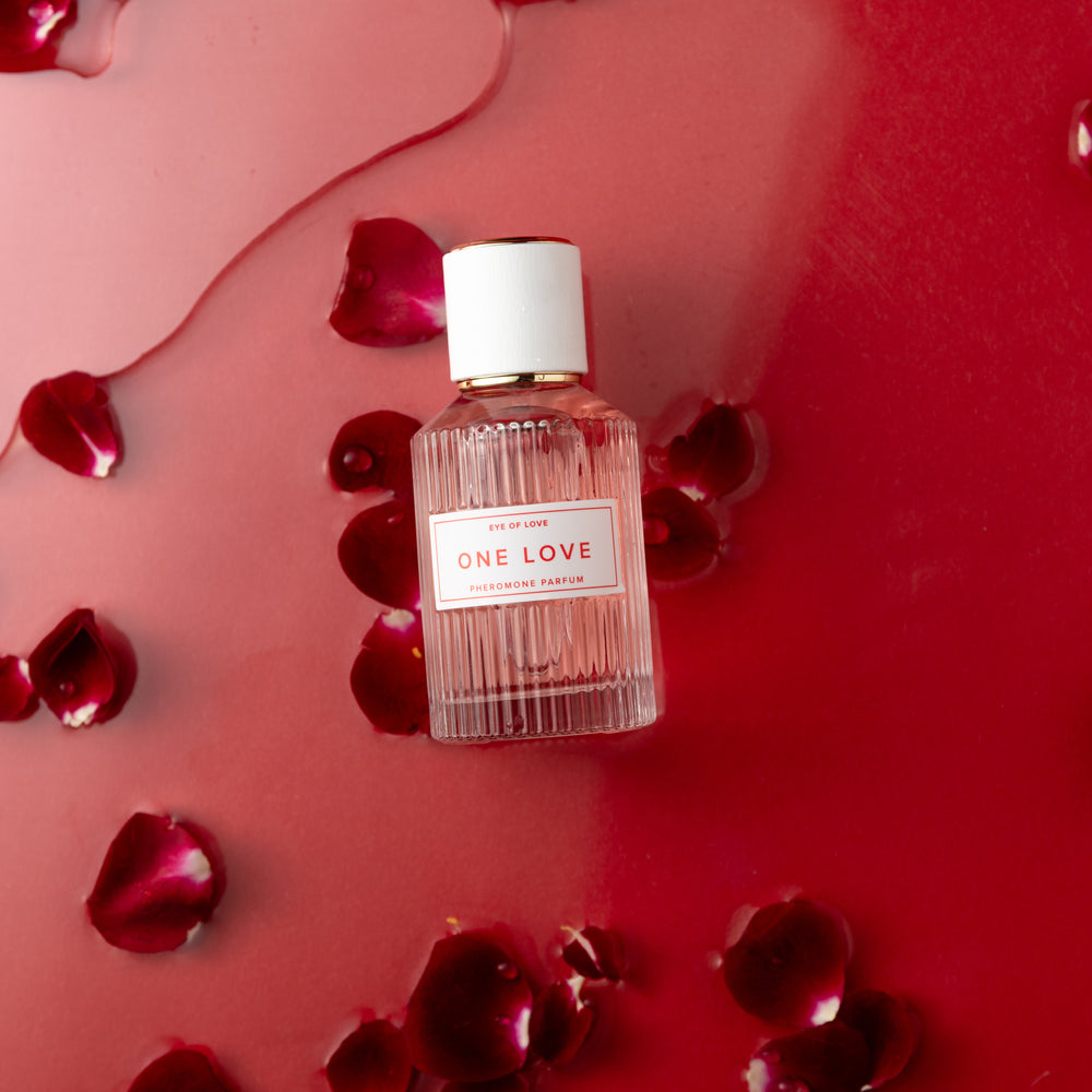 Rose Pheromone Perfume (Feminine Floral Scent - One Love) | Eye of Love®